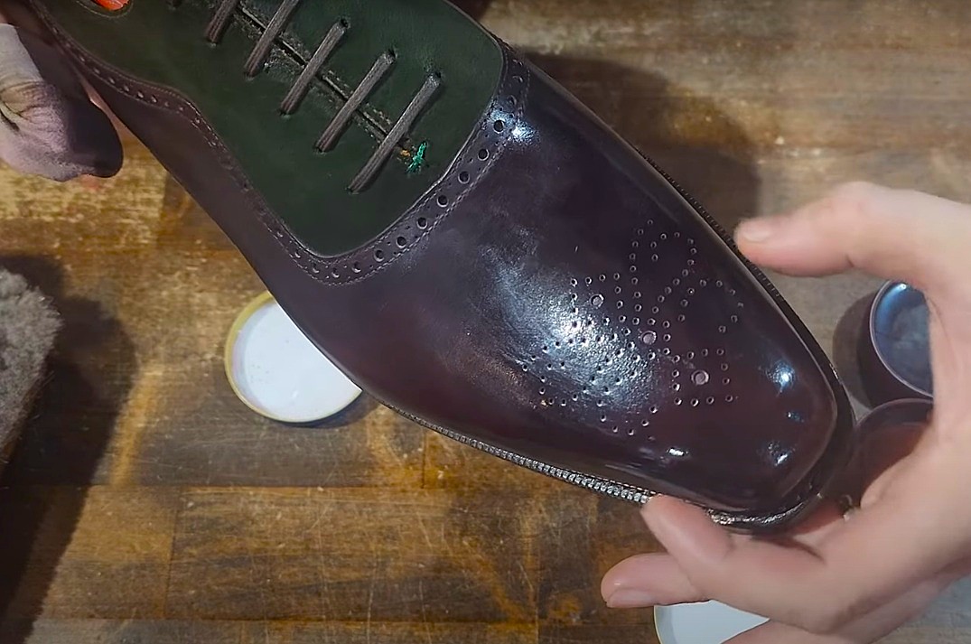 How to Fix Your Shoe Shine (Fast, Safe Guide) - The Shoe Snob